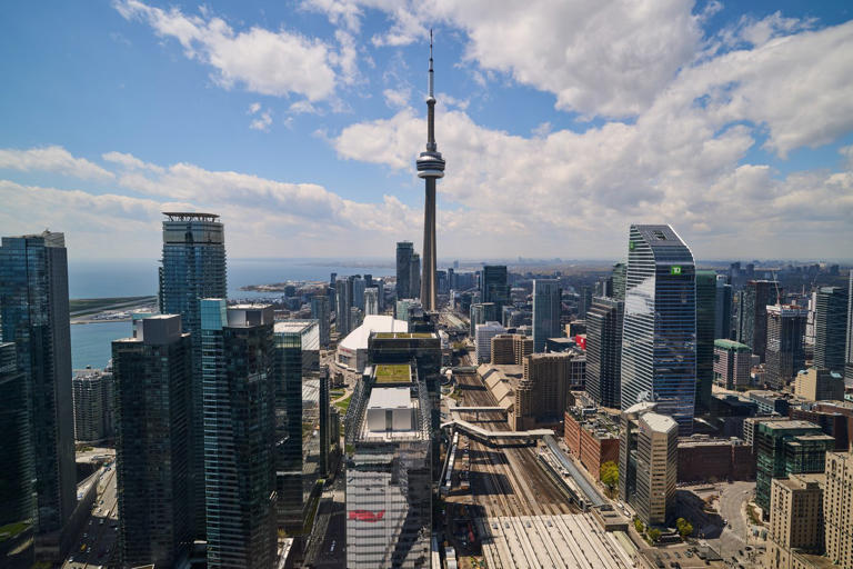 Greater Toronto home sales up six per cent in May as prices fall: real ...