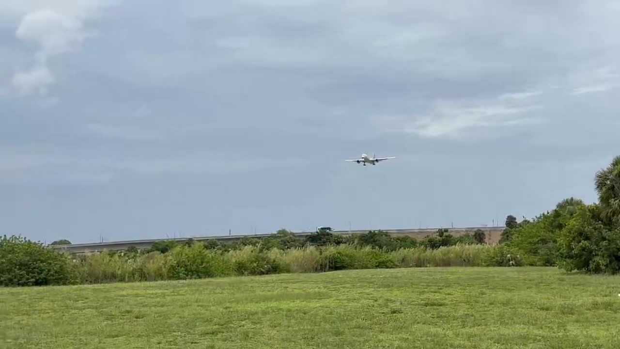 England football team arrives ahead of 2026 World Cup in Florida, USA