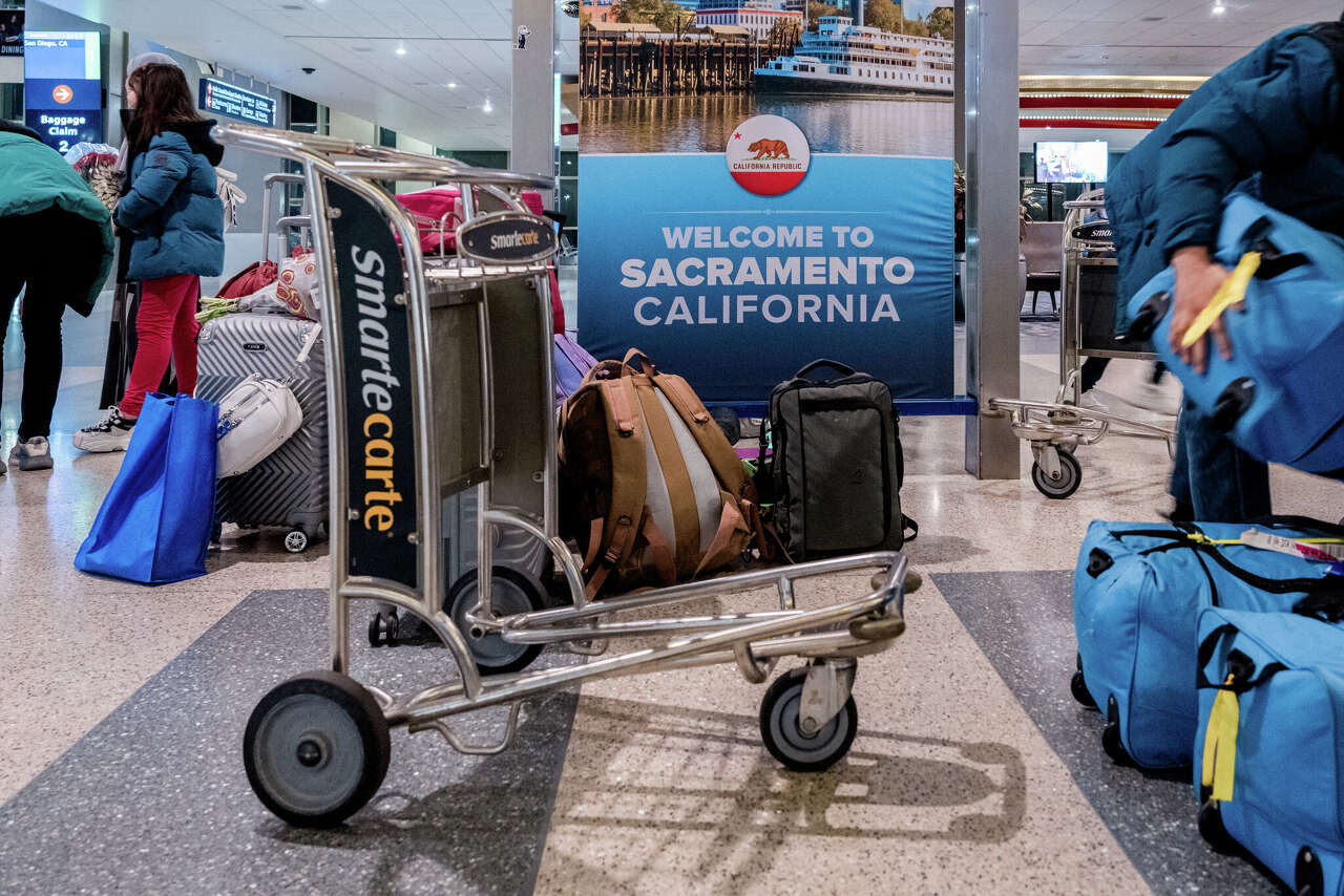 California man tried to board plane with explosive device, torch ...