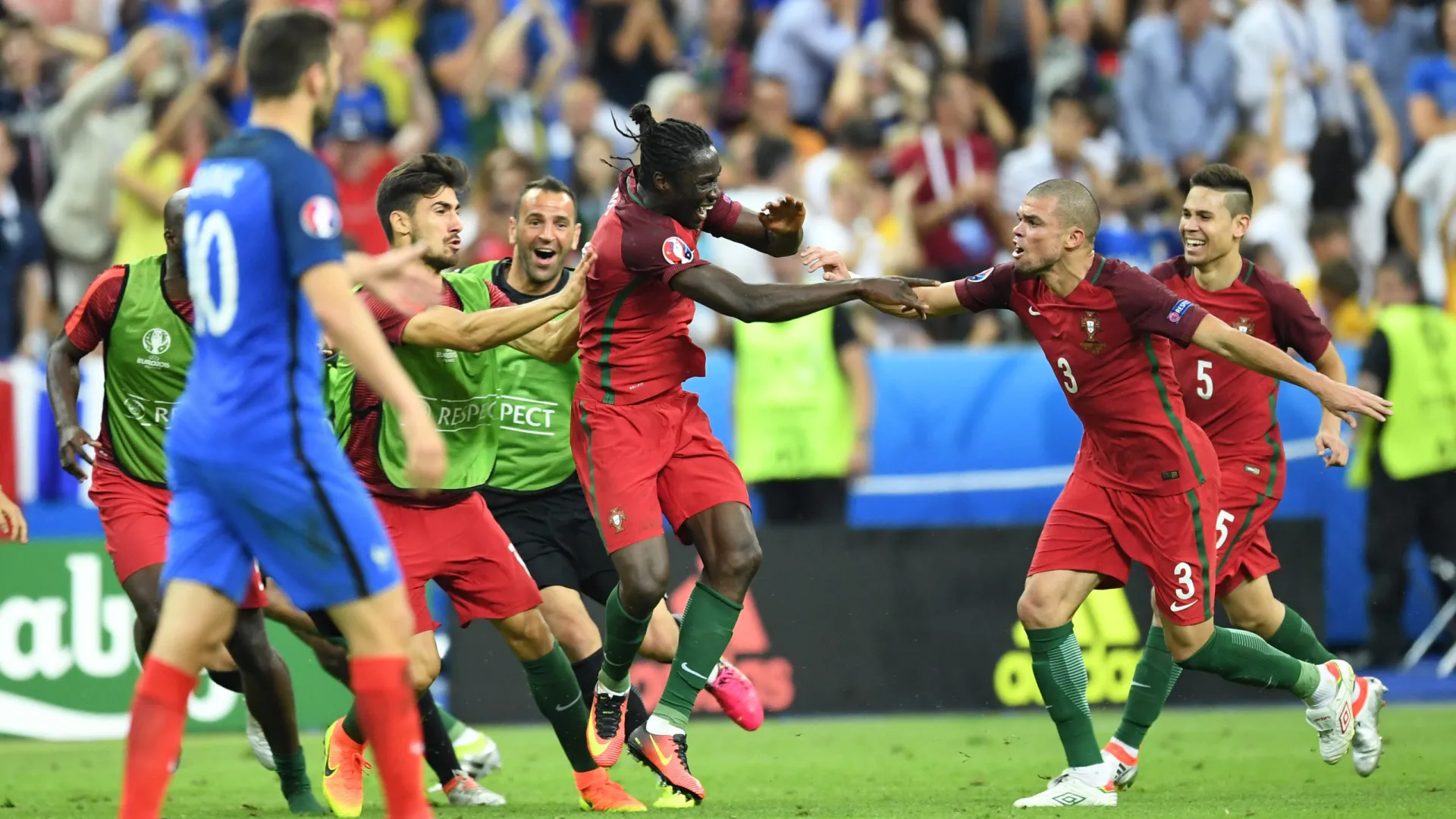 França 'reclama' Euro2016: "Golo de Éder teria sido invalidado com VAR"