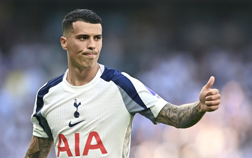 Tottenham block Real Madrid move for Pedro Porro