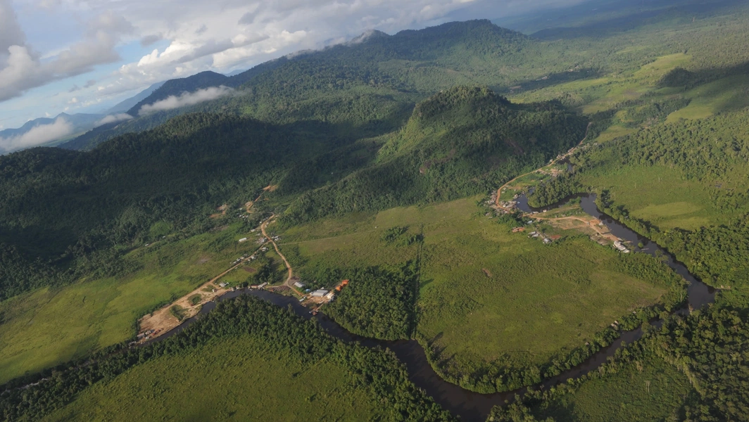 Borneo adventures that give back to nature