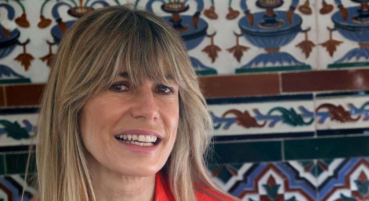 El juez aplaza la citación de Begoña Gómez, pero mantiene la ...