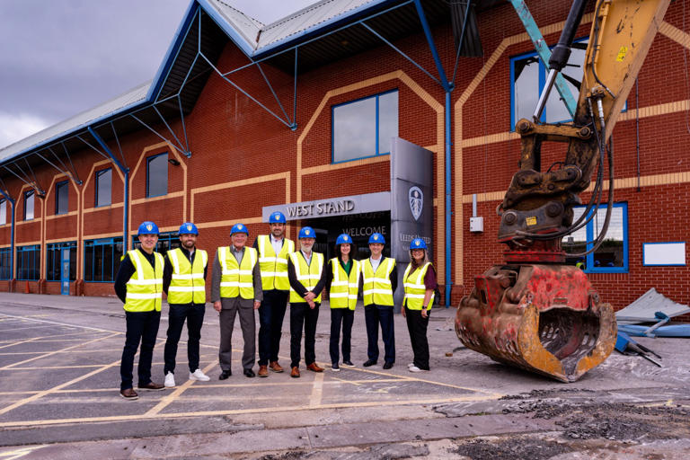 Leeds United issue statement on 'momentous' Elland Road expansion news ...