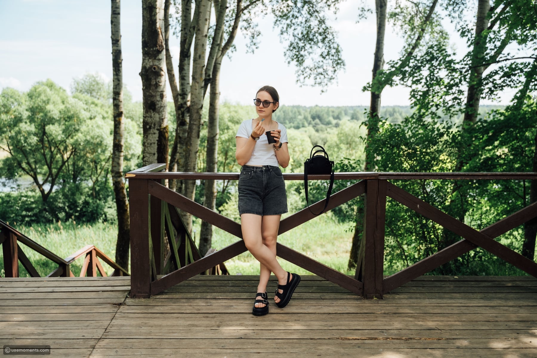 10 shoe styles that make wide-leg jeans look trendy in 2026