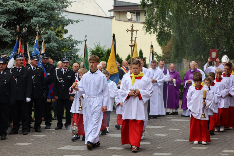 Opalenica żegna swojego wieloletniego proboszcza. Setki wiernych ...