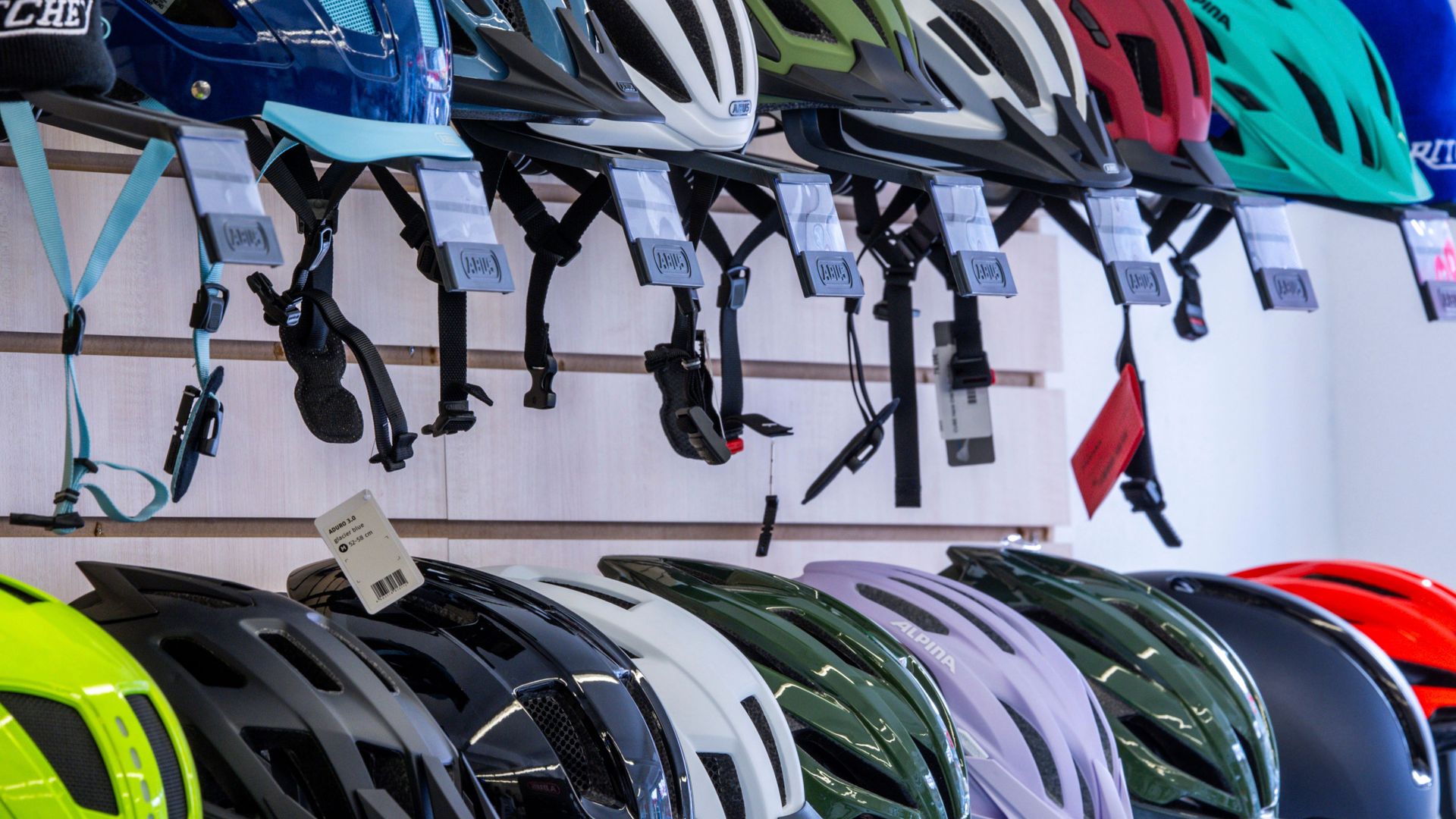 Fahrrad: Viele befürworten laut Umfrage eine Helmpflicht, aber nur ...