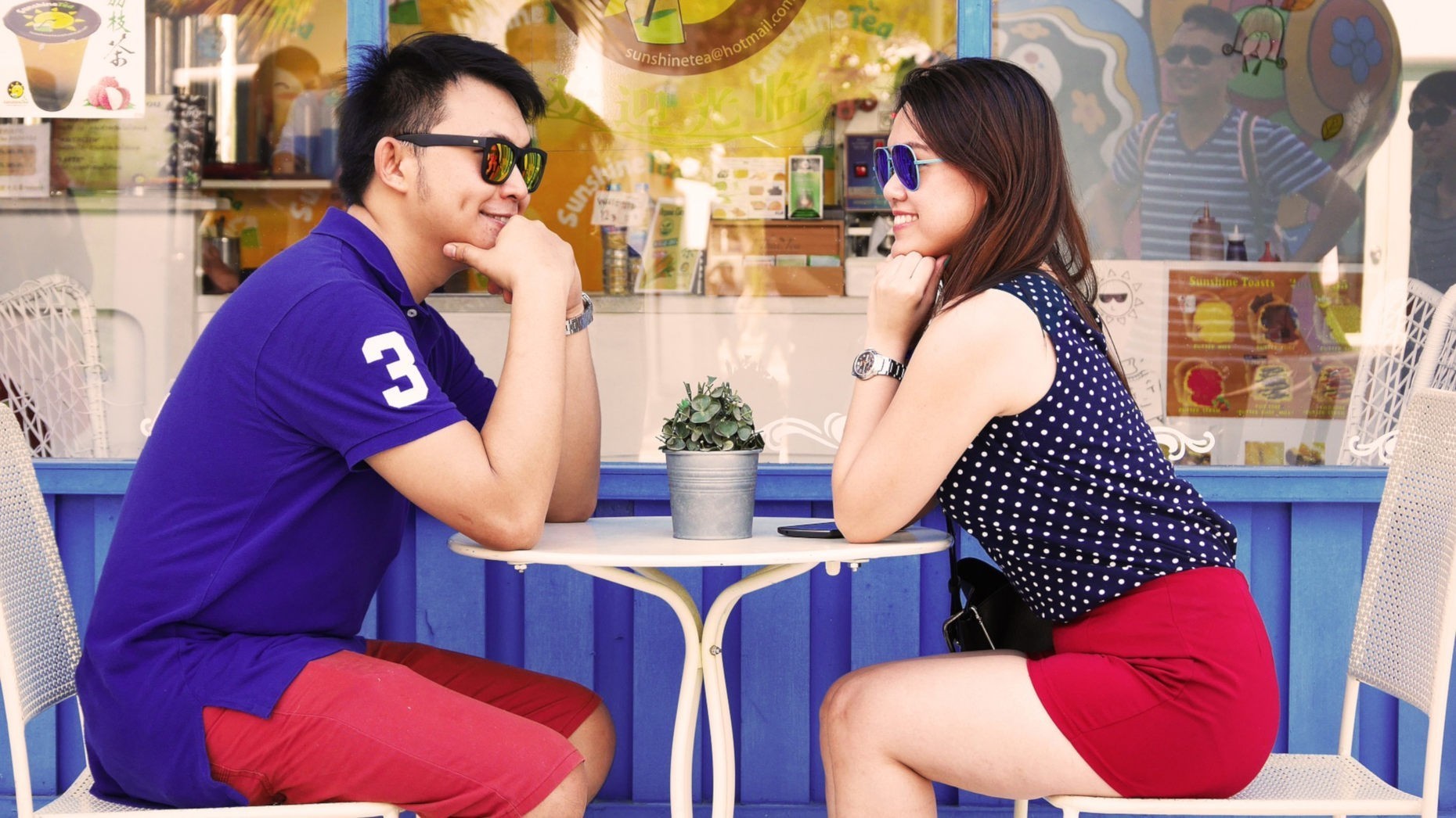 30 cool and unusual topics to discuss on a date