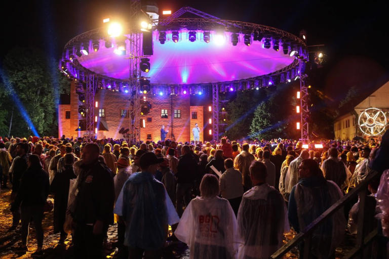 „Schlagerbooom Open Air“ wird nicht live übertragen: Welche Schlager ...
