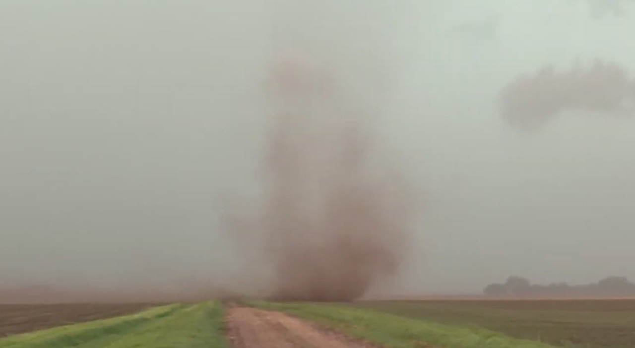 Photos: Volatile storms spawn three tornadoes in Manitoba