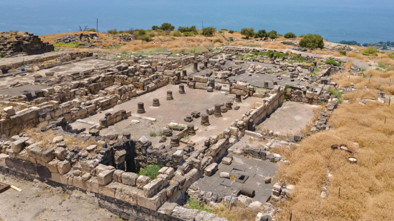 Metal detector uncovered a 1,400-year-old Byzantine treasure hidden ...