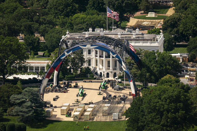 Eiffel Tower? Donald Trump might keep UFC White House setup: 'We'll ...