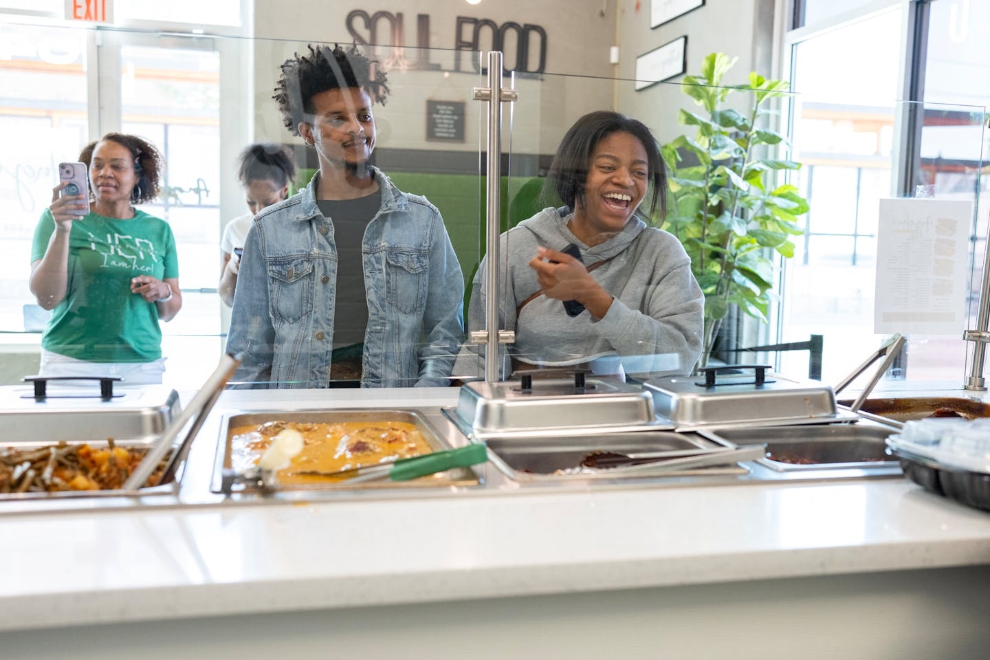Angelea’s Soul Food Kitchen brings its beloved family recipes to St. Paul