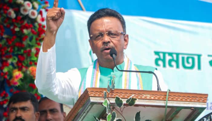 TMC meltdown: Kolkata mayor Firhad Hakim resigns with Mamata’s nod as ...