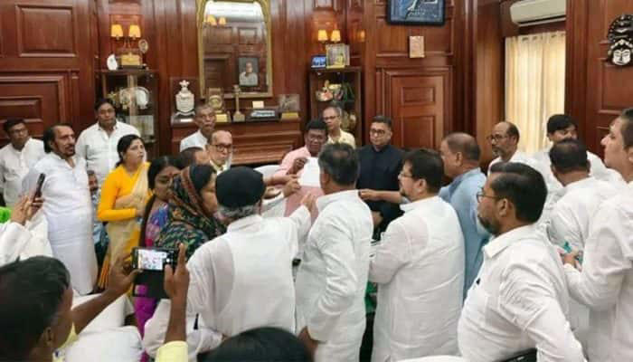 Maharashtra-style split fears rise as TMC rebels cross crucial strength ...
