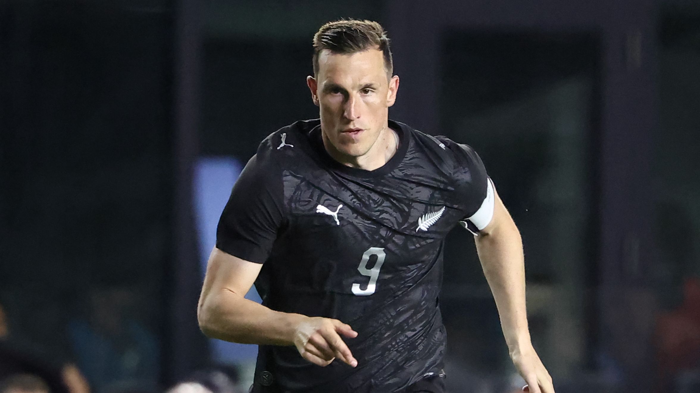 El delantero del Nottingham Forest, Chris Wood, hace historia con Nueva ...