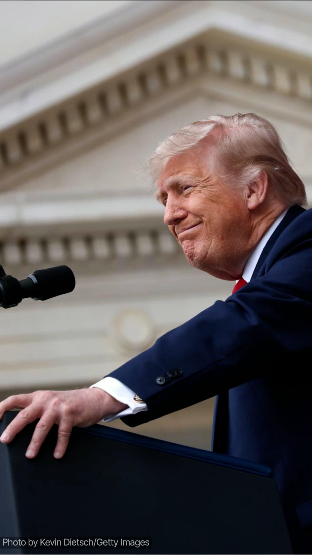 Trump's approval rating hits another historic low