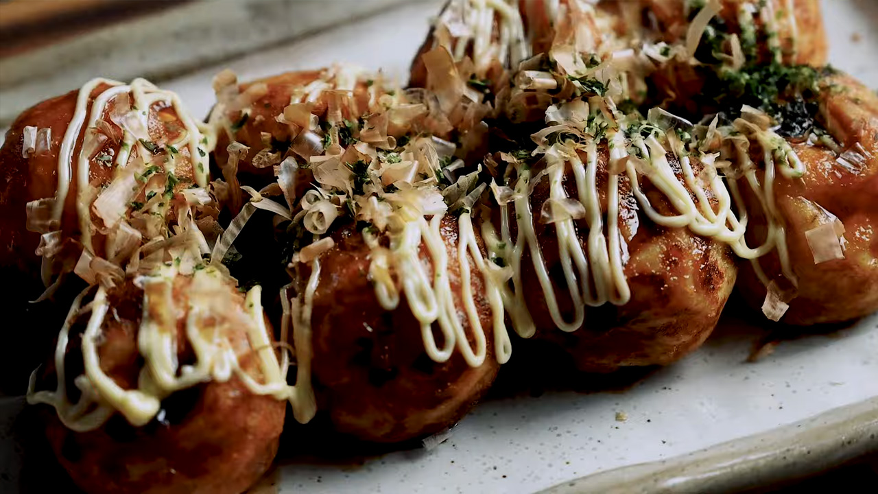 Homemade Japanese street takoyaki recipes