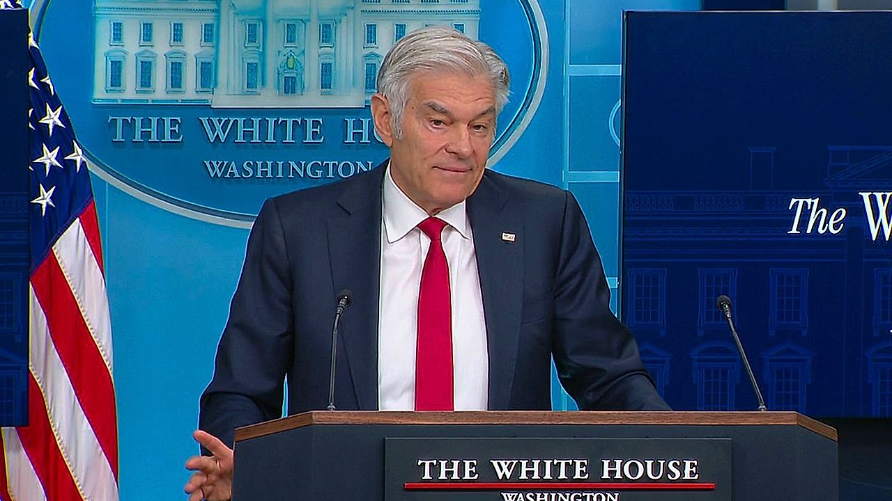 Dr Oz on Trump's physical exams: 'I think he likes the results'