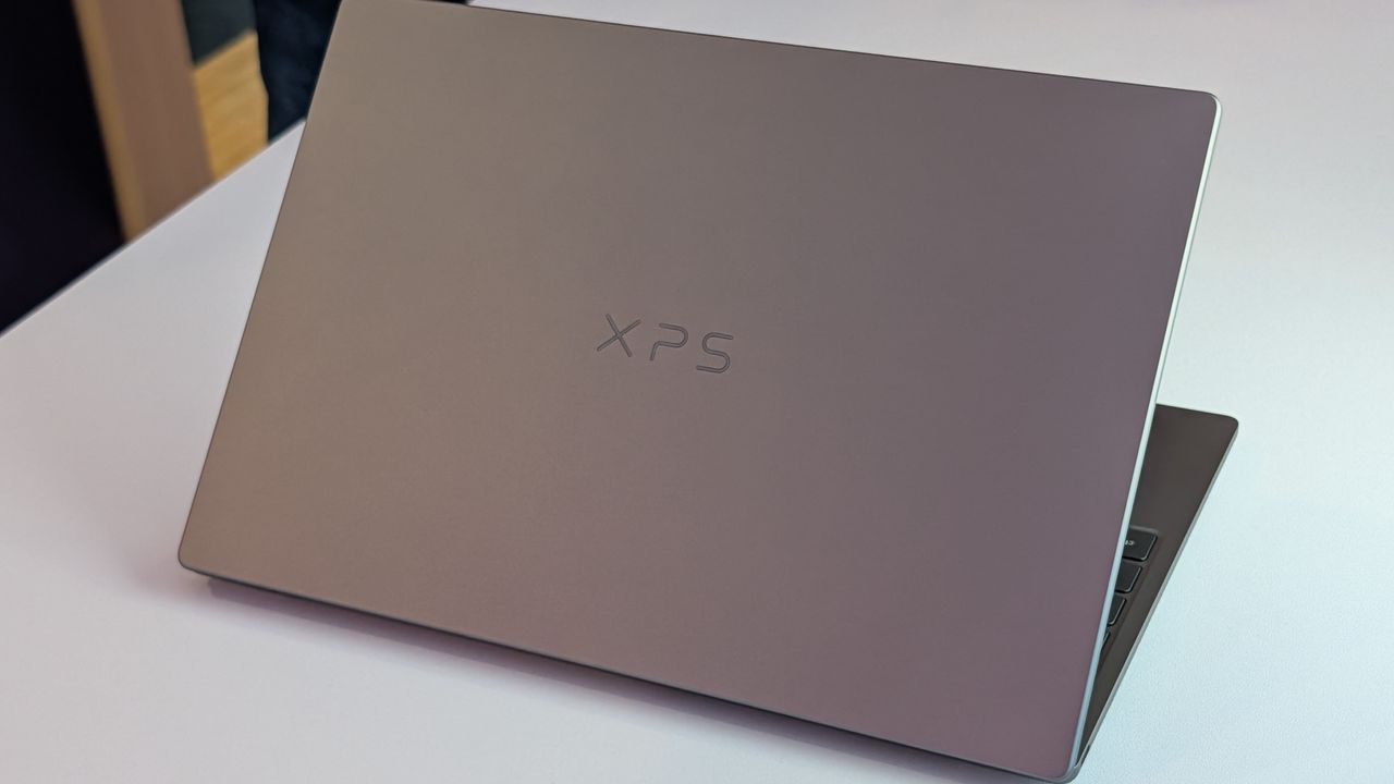 Dell and Intel explain the strategy behind the new $599 XPS 13