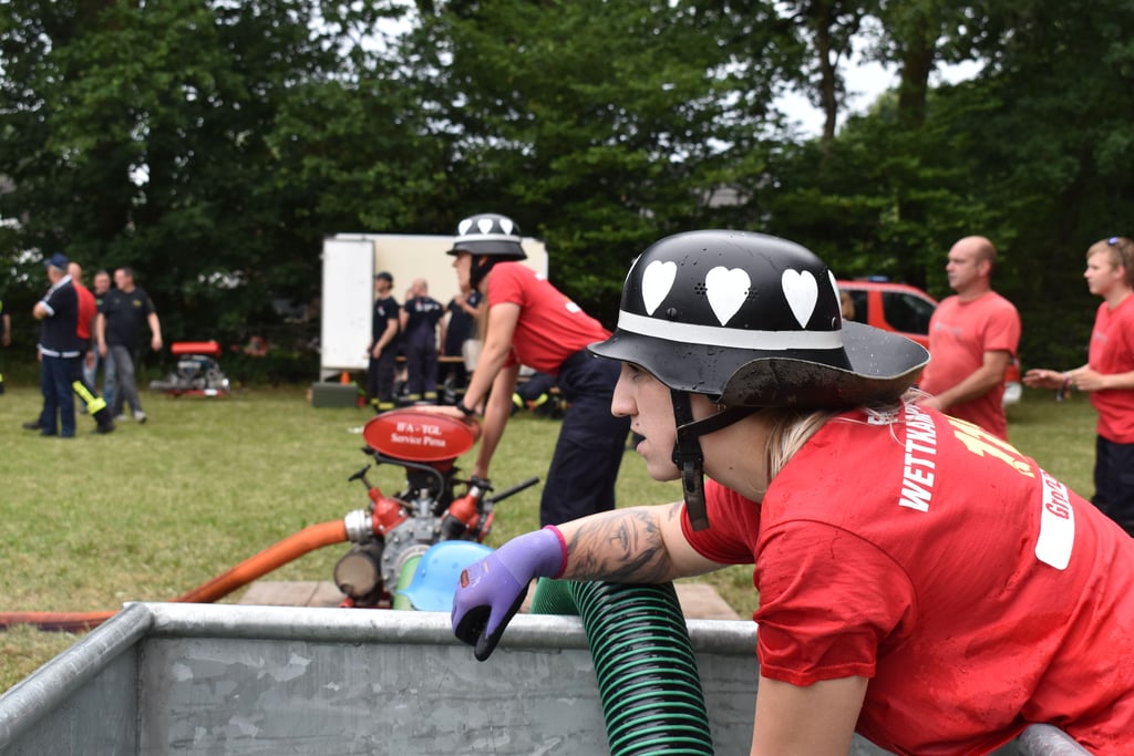 Sommerwochenende im Juni: Flohmarkt, Feuerwehr, Partys und ganz viel ...