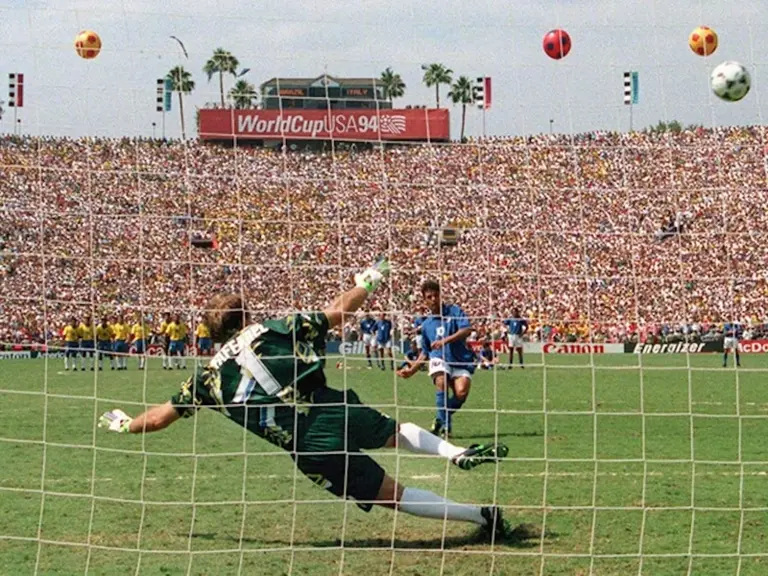 Lịch sử World Cup 1994: Roberto Baggio, tội đồ không bao giờ được giải oan