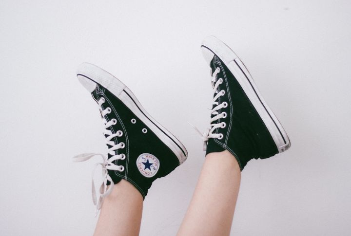10 shoes that sharpen every denim look