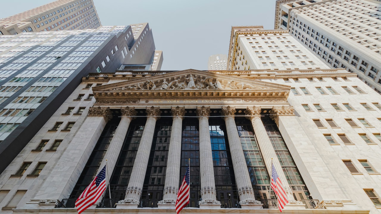 US stock market today: Dow sheds over 200 points as oil climbs; S&P 500 ...