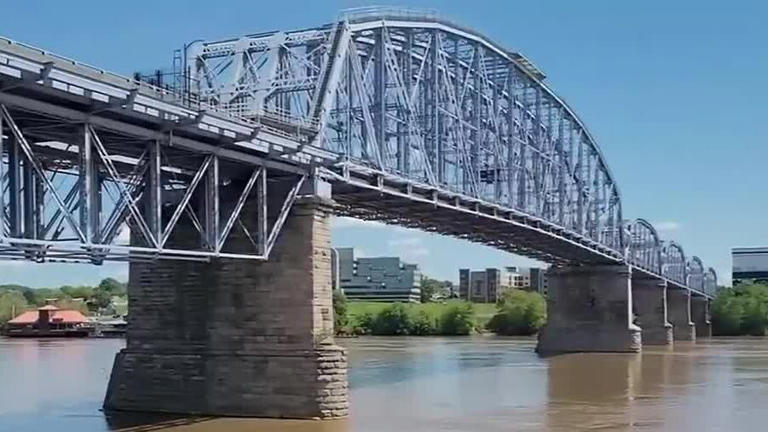 Purple People Bridge reopens ahead of schedule