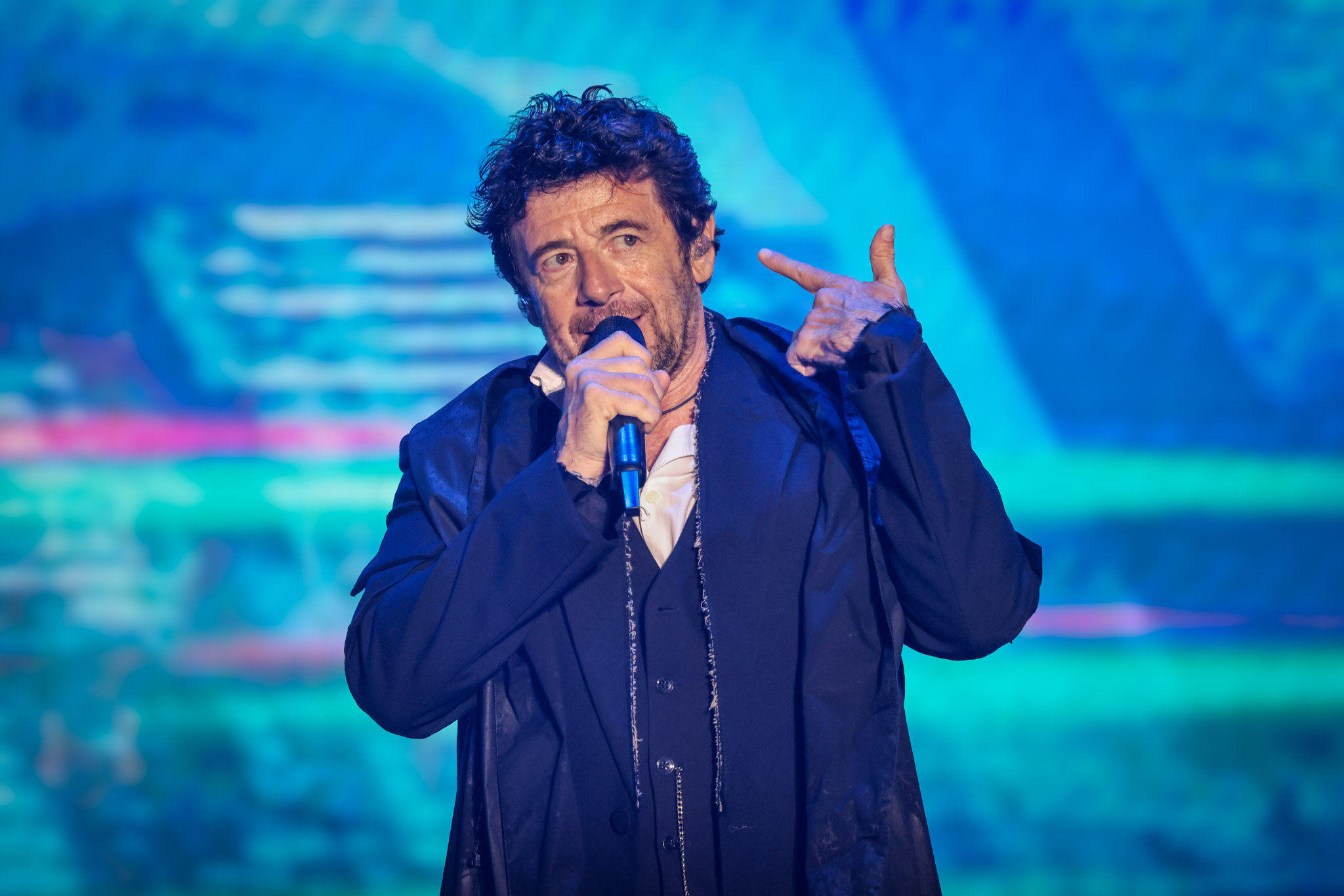 Patrick Bruel : les concerts du chanteur à Montréal annulés, après les ...
