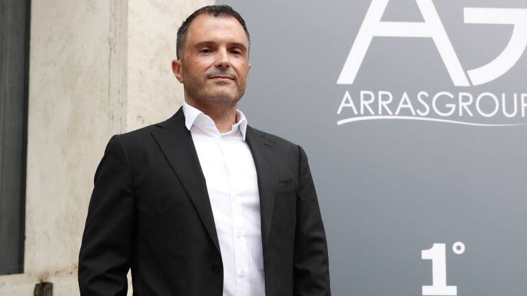 Leur maison jamais finie : accusé par des Suisses, ce boss de l ...