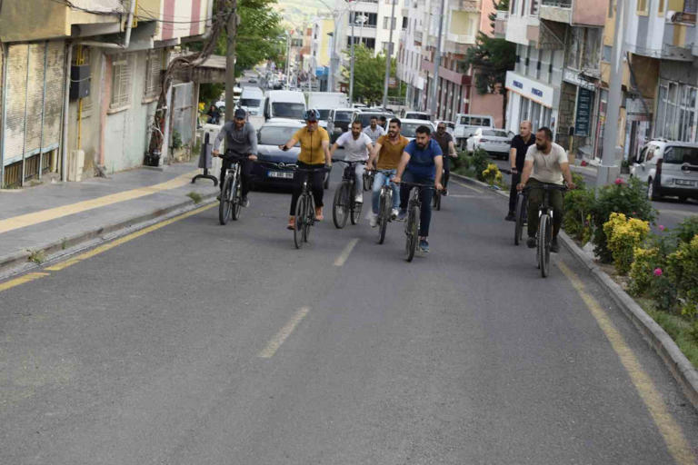 Dicle’de pedallar sağlıklı yaşam için çevrildi