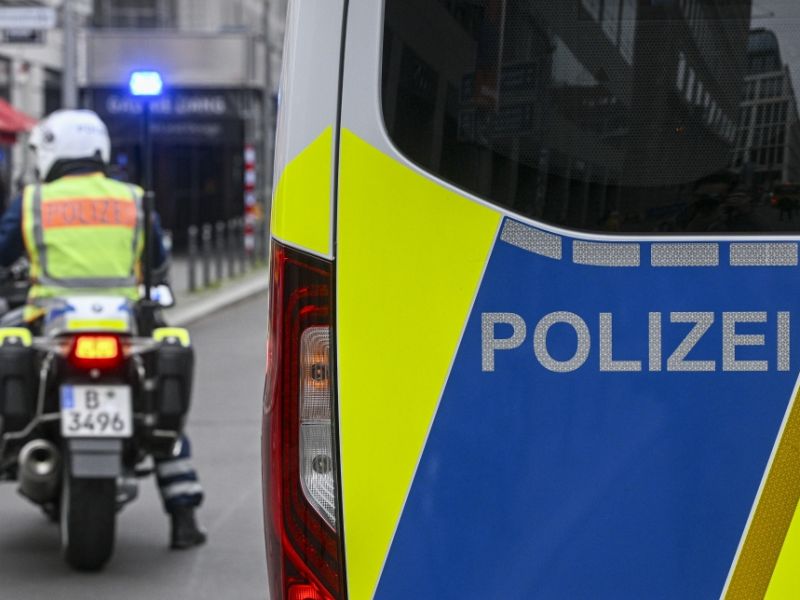 Polizei-News Berlin Steglitz-Zehlendorf, 03.06.2026: Fahrzeuge mit ...