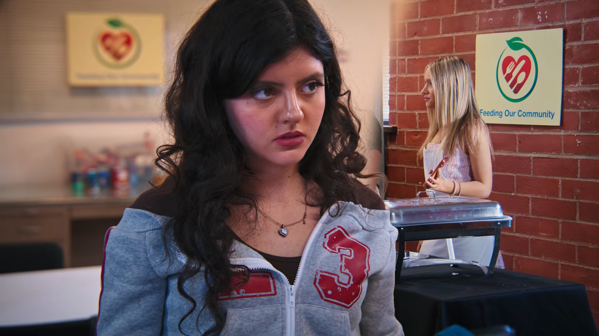 Teen shamed for eating at food bank