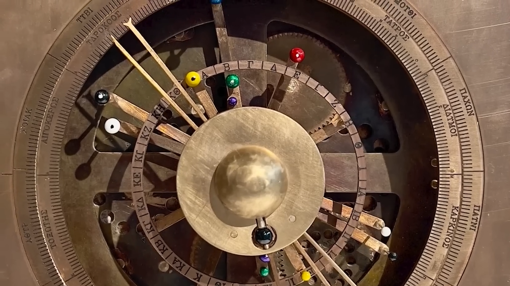 The 2,000-year-old machine that let the Greeks see into the future