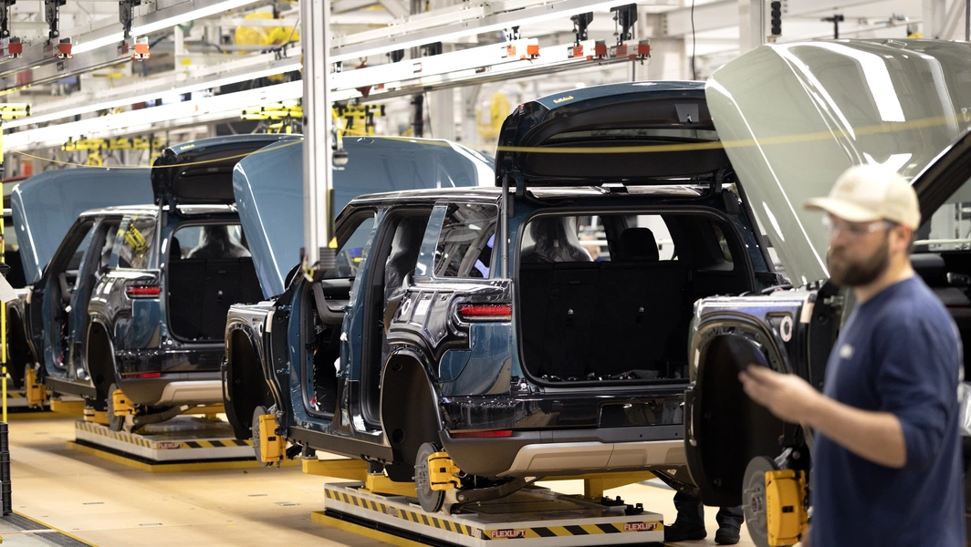 Soaring costs push 1 million buyers out of new car market