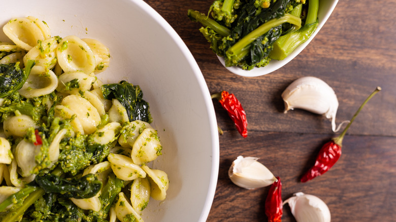 Everything you need to know about turnip greens