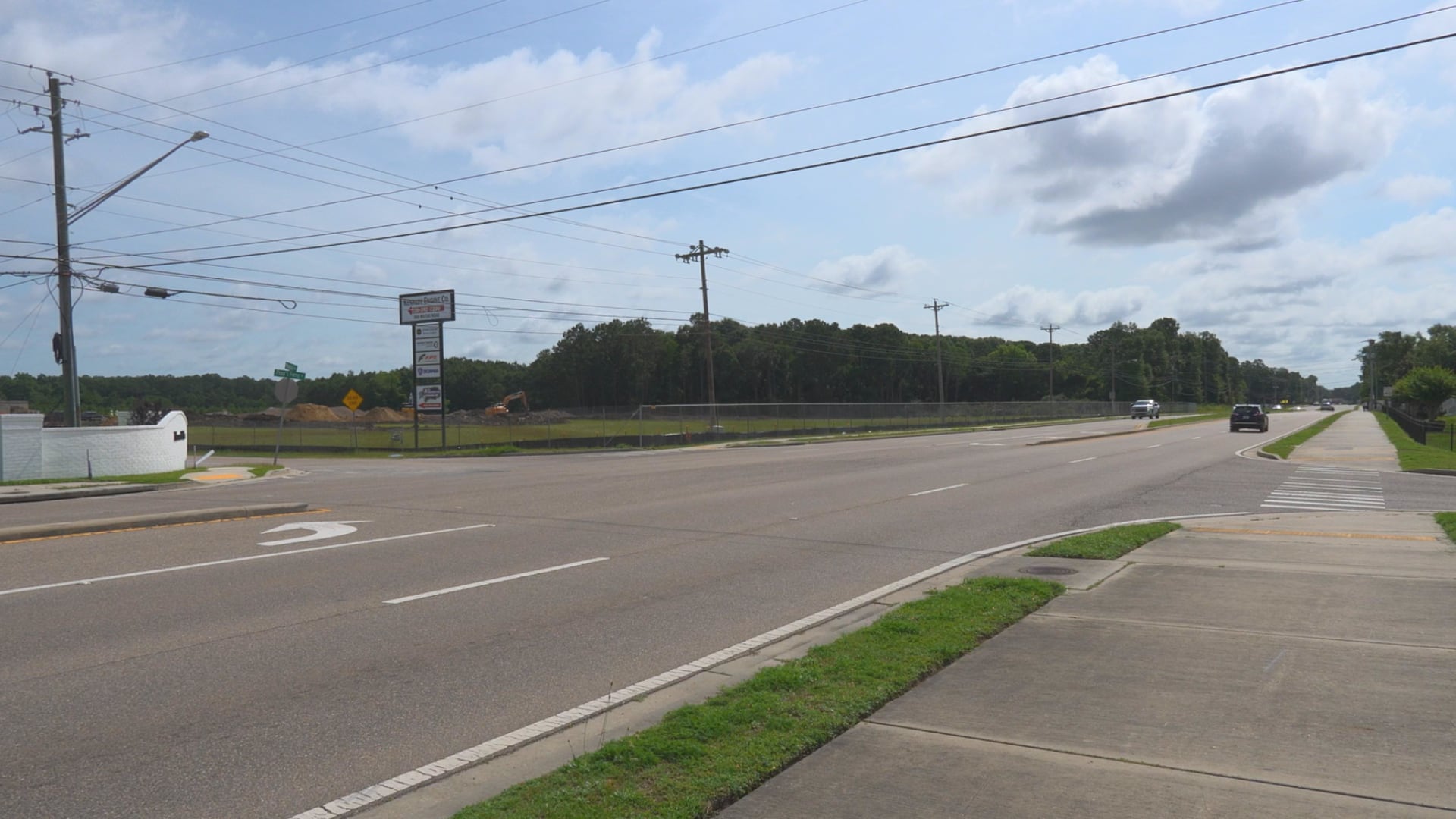 Biloxi plans traffic light at new upper elementary school site