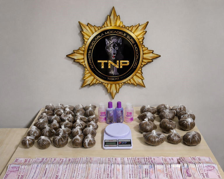 Tokat’ta zehir tacirlerine darbe: 2,9 kilo uyuşturucu ele geçirildi