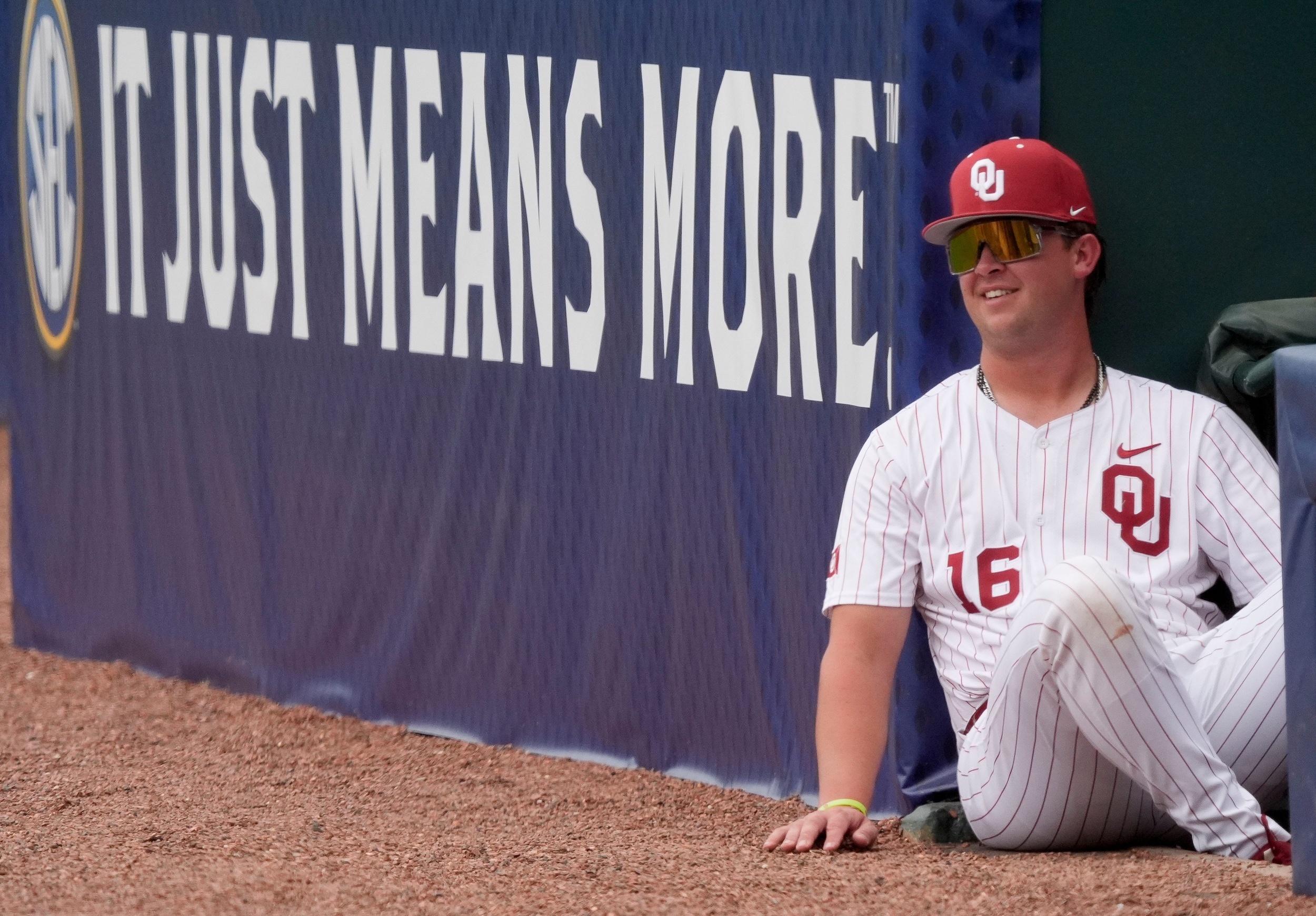 SEC baseball regional notebook: 7 teams advance to super regionals