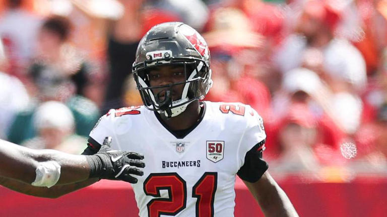 Offensive and defensive MVPs from week 2 of Buccaneers OTAs