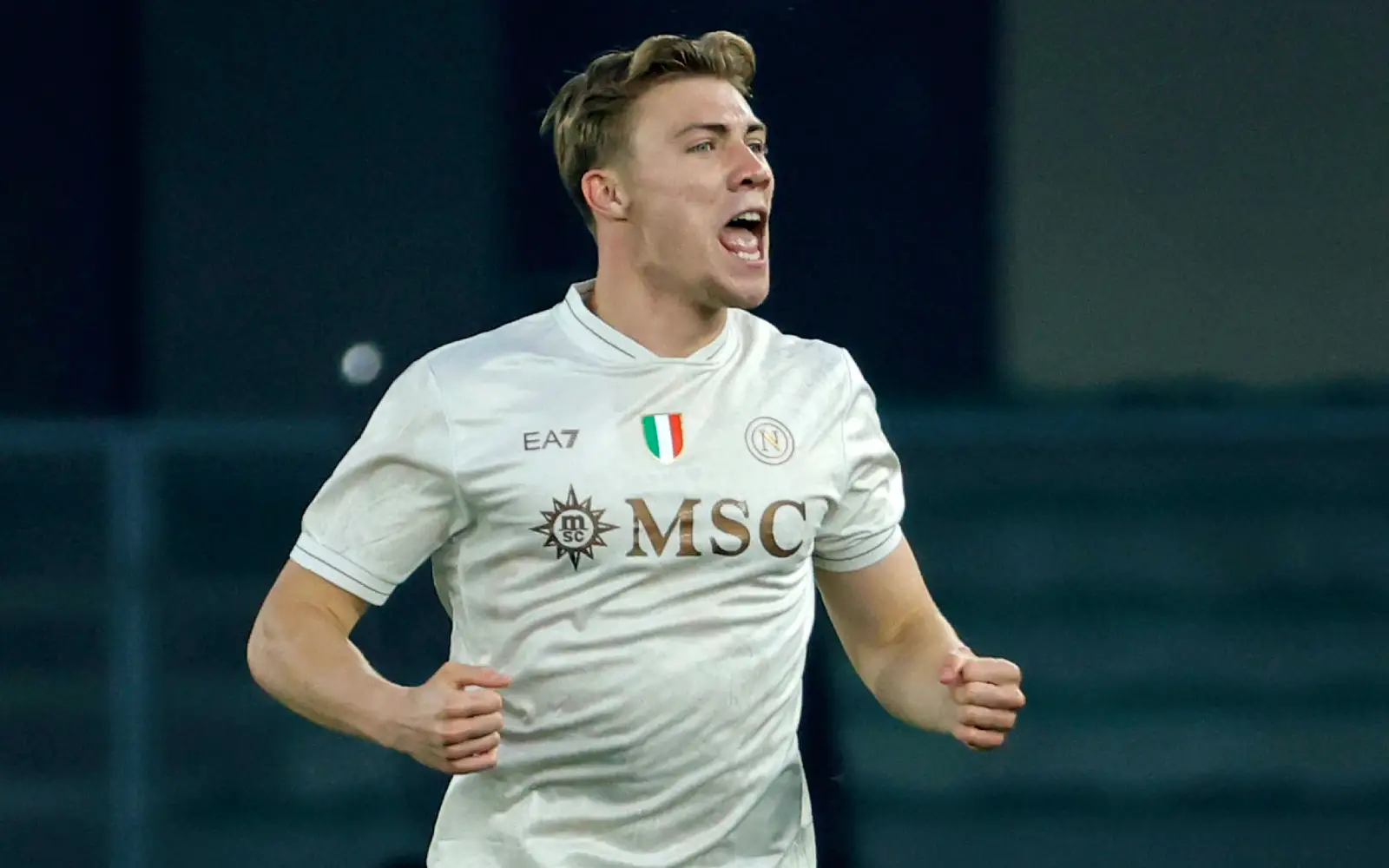 Hojlund makes permanent move to Napoli from Man Utd