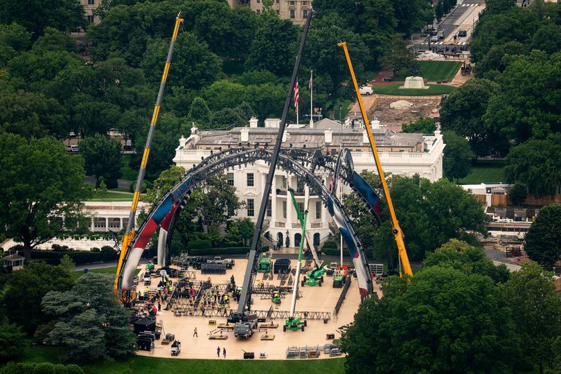 10 wild images of UFC White House construction as Trump comes up with ...