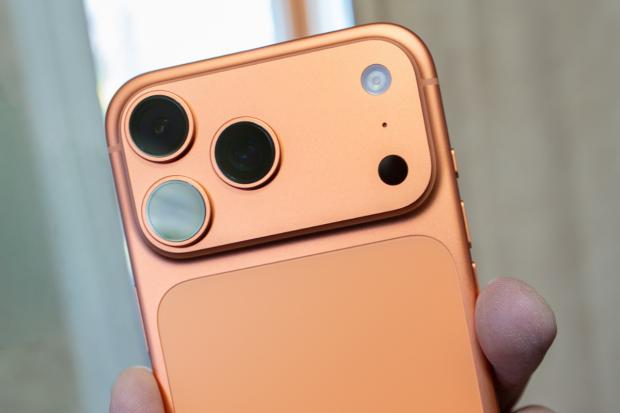 Apple addresses new iPhone bug affecting battery life with update – how ...