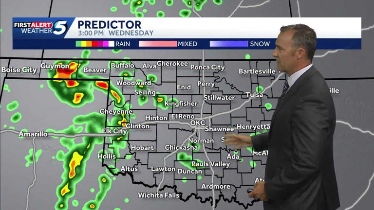 Timeline: Showers and thunderstorms bring flash flooding threat, low ...