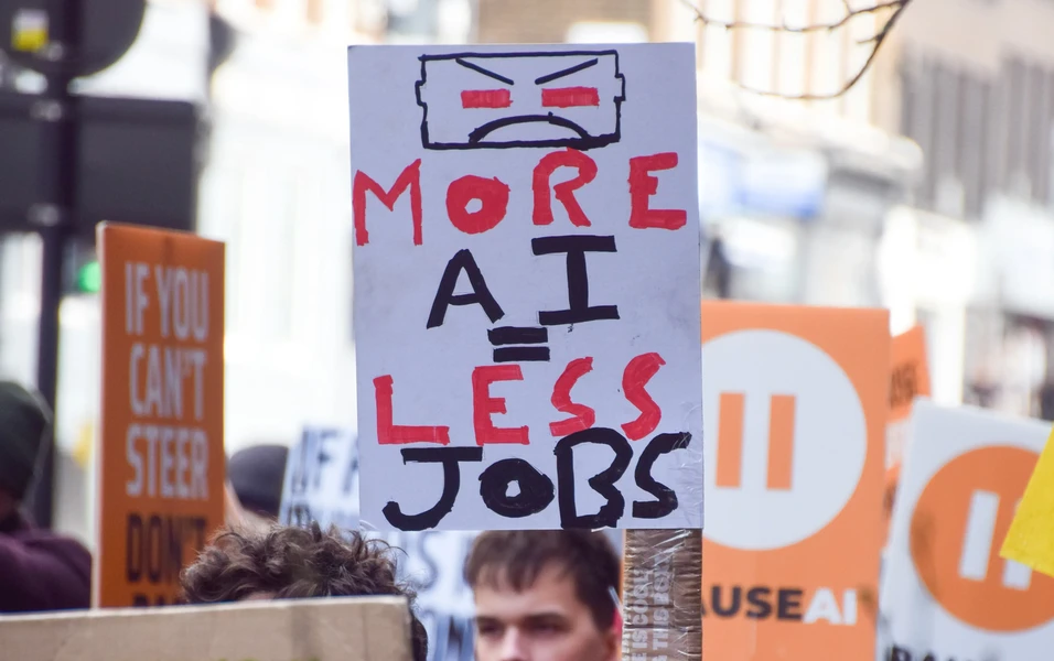 AI-linked layoffs surge despite poor agent performance