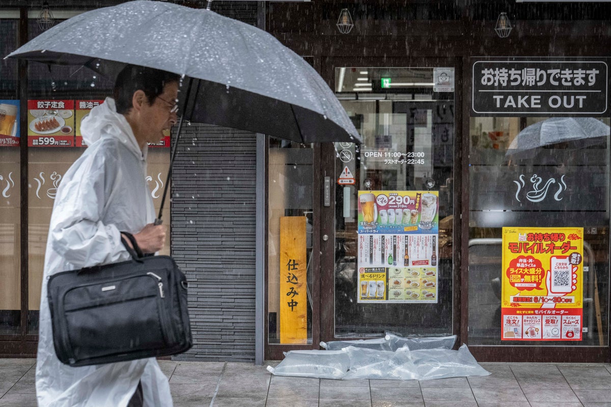 Japón bajo alerta: tifón Jangmi provoca inundaciones y caos