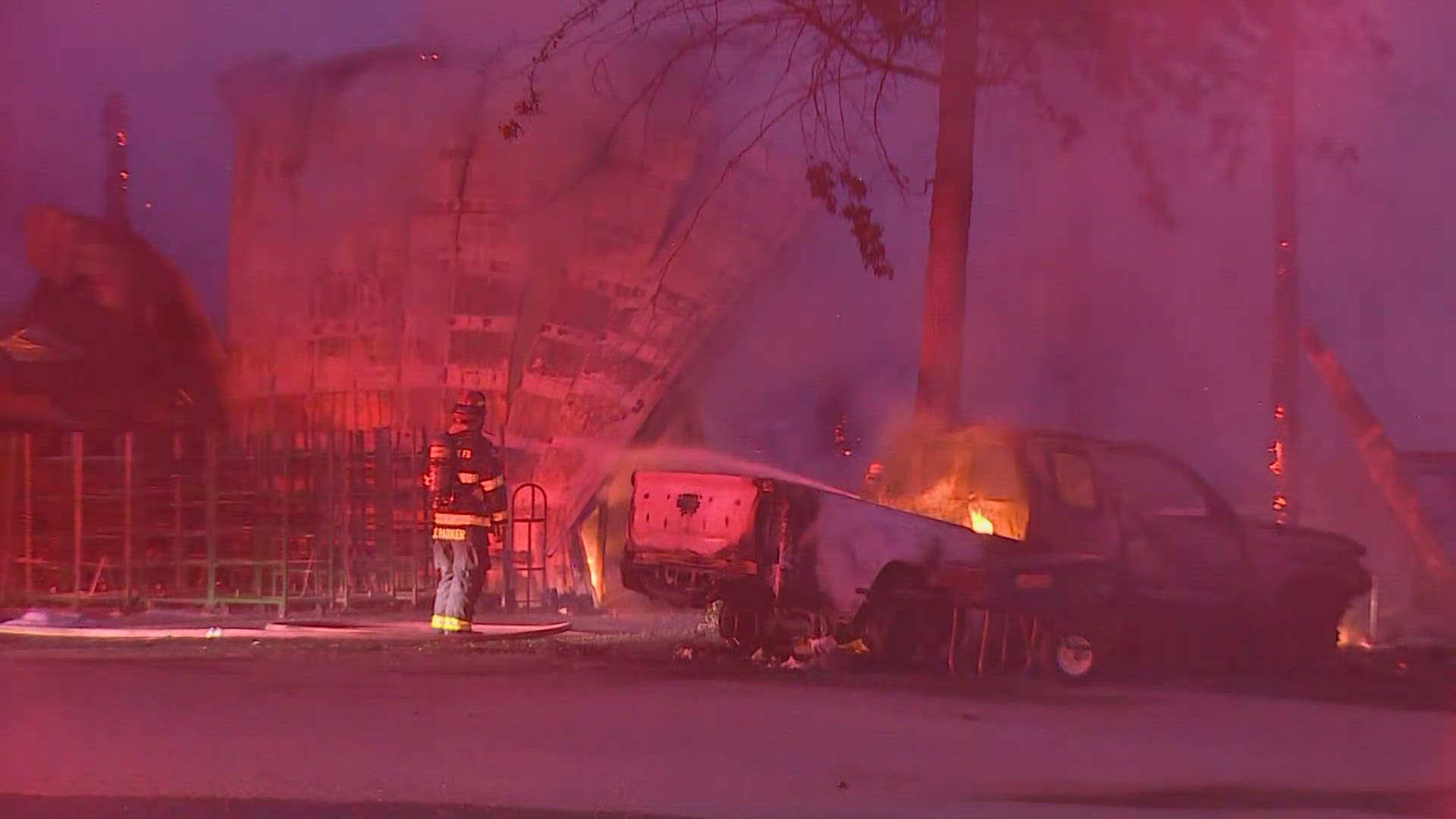Breaking: Sammamish landscaping company building destroyed in fire