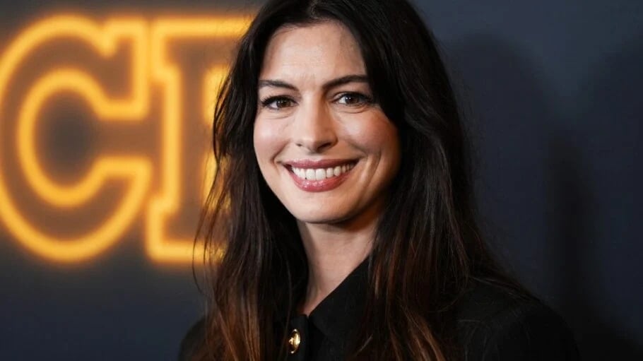 Anne Hathaway responds as online criticism resurfaces againPublished on ...