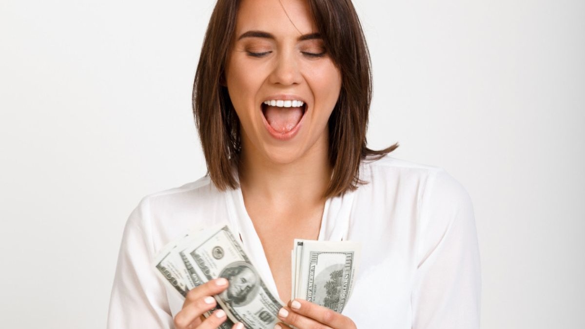 4 zodiac signs set to attract financial abundance during Gemini season